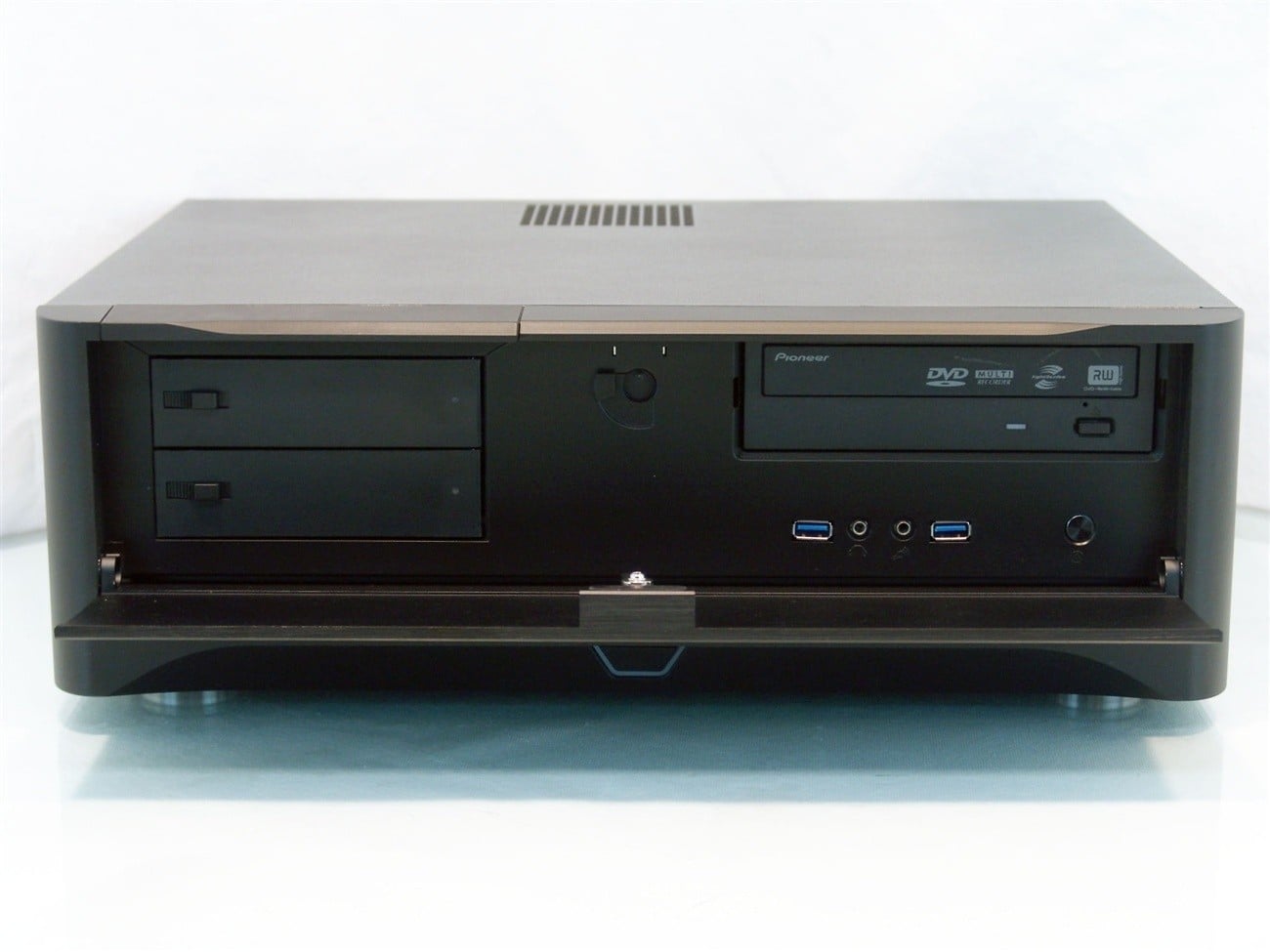 SilverStone Grandia Series GD06 HTPC Chassis Review | TweakTown