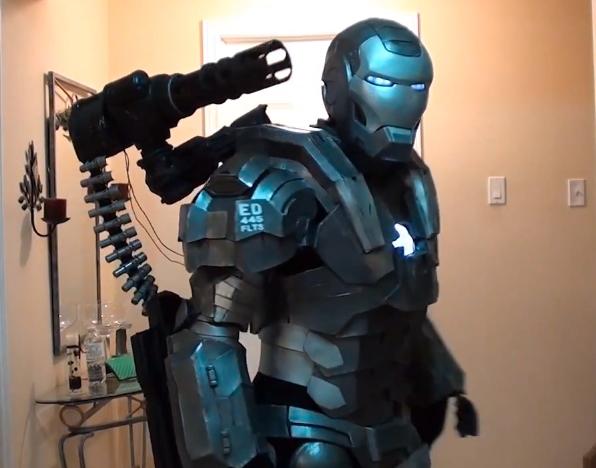 Stealth Cosplay's War Machine costume has functioning face mask ...
